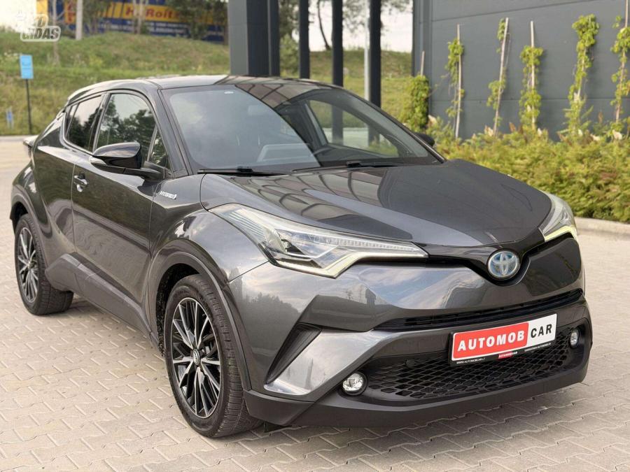 Тойота C-HR 2018 в Вильнюс, объемом двигателя 1.80 л и пробегом 144 тыс. км за 16350 €, фото 4 на AUTOMOTO.COM.LV