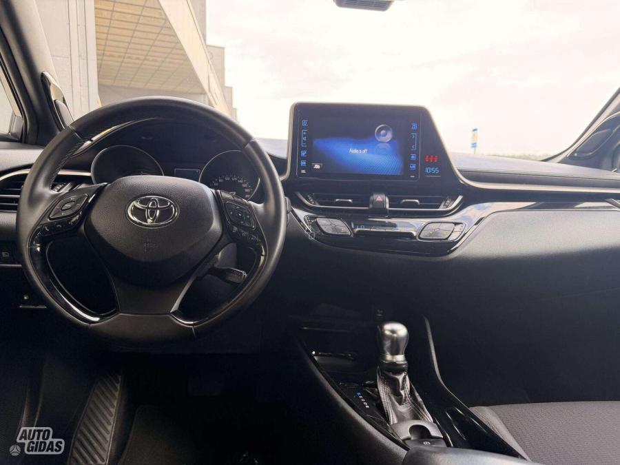 Тойота C-HR 2018 в Вильнюс, объемом двигателя 1.80 л и пробегом 144 тыс. км за 16350 €, фото 24 на AUTOMOTO.COM.LV