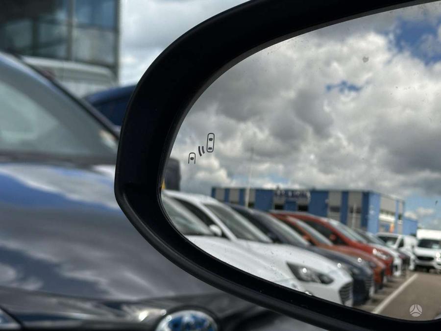 Тойота C-HR 2018 в Каунас, объемом двигателя 1.80 л и пробегом 133 тыс. км за 17474 €, фото 29 на AUTOMOTO.COM.LV
