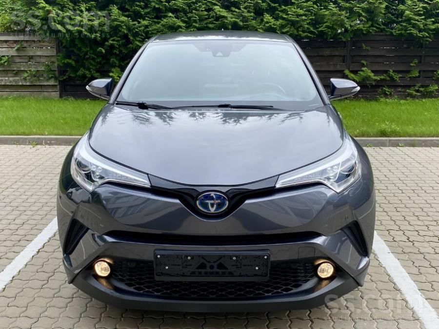Toyota C-HR 2019 Rīga, ar dzinēja tilpumu 1.80 L un nobraukumu 180 tūkst. km par 15950 €, foto 2 vietnē AUTOMOTO.COM.LV