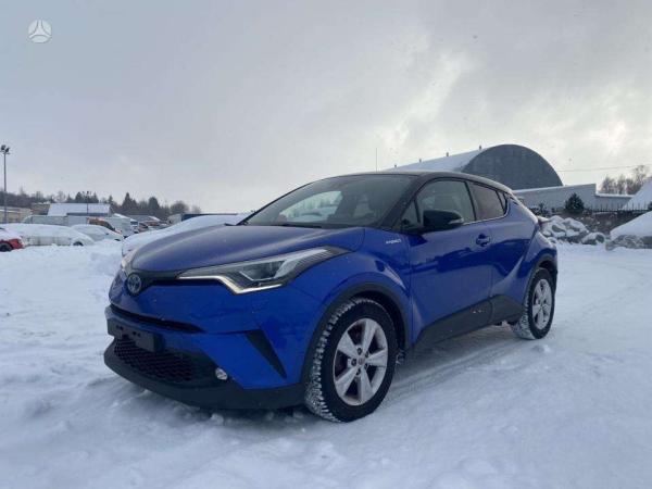 Тойота C-HR 2019 в Радвилишкис, объемом двигателя 1.80 л и пробегом 94 тыс. км за 11950 €, фото 1 на AUTOMOTO.COM.LV
