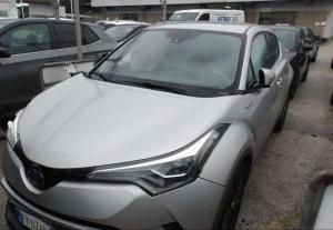 Toyota C-HR 2019 in Kaunas, with an engine capacity of 1.80 L and mileage of 92 thousand km for 9500 €, photo  on AUTOMOTO.COM.LV