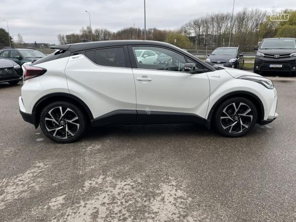 Toyota C-HR 2019 in Kaunas, with an engine capacity of 1.80 L and mileage of 140 thousand km for 17600 €, photo 6 on AUTOMOTO.COM.LV