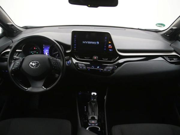 Toyota C-HR 2019 in Vilnius, with an engine capacity of 1.80 L and mileage of 179 thousand km for 16799 €, photo 2 on AUTOMOTO.COM.LV