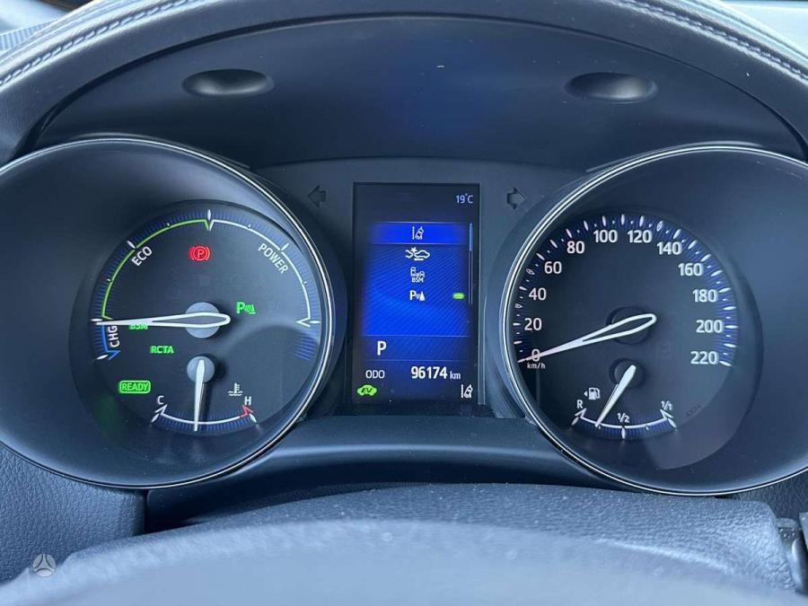 Toyota C-HR 2019 Kauņa, ar dzinēja tilpumu 1.80 L un nobraukumu 96 tūkst. km par 20471 €, foto 16 vietnē AUTOMOTO.COM.LV