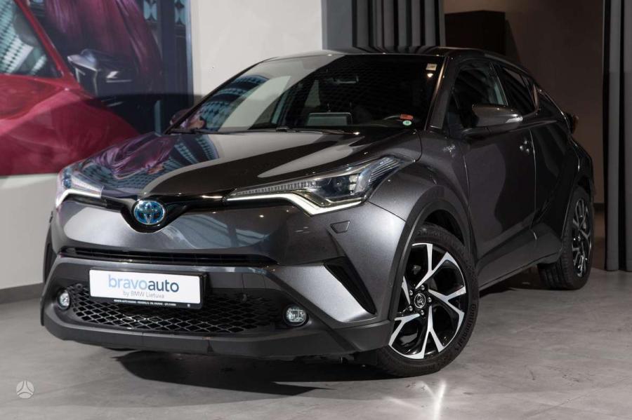 Toyota C-HR 2019 Kauņa, ar dzinēja tilpumu 1.80 L un nobraukumu 92 tūkst. km par 20771 €, foto 1 vietnē AUTOMOTO.COM.LV