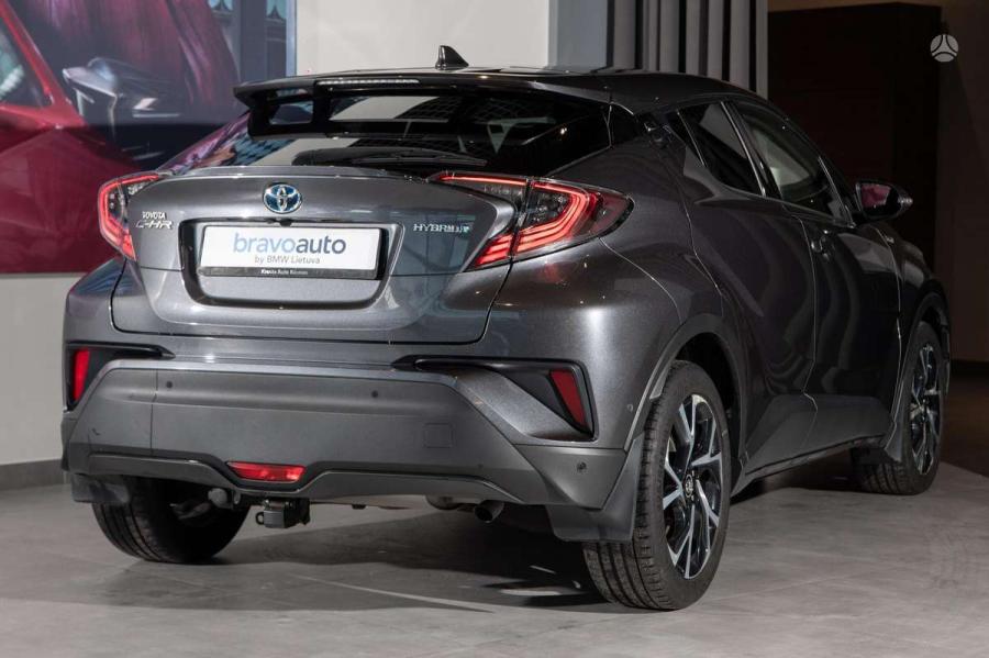 Toyota C-HR 2019 Kauņa, ar dzinēja tilpumu 1.80 L un nobraukumu 92 tūkst. km par 20771 €, foto 6 vietnē AUTOMOTO.COM.LV