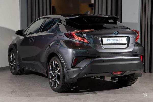 Toyota C-HR 2019 Kauņa, ar dzinēja tilpumu 1.80 L un nobraukumu 92 tūkst. km par 20771 €, foto 7 vietnē AUTOMOTO.COM.LV