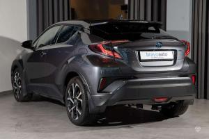 Toyota C-HR 2019 Kauņa, ar dzinēja tilpumu 1.80 L un nobraukumu 92 tūkst. km par 20771 €, foto 8 vietnē AUTOMOTO.COM.LV