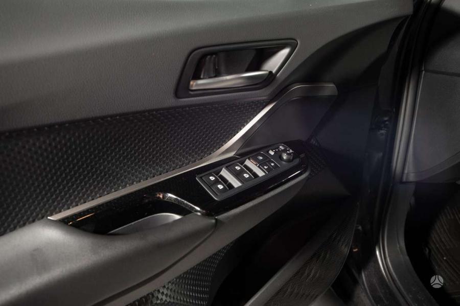 Toyota C-HR 2019 Kauņa, ar dzinēja tilpumu 1.80 L un nobraukumu 92 tūkst. km par 20771 €, foto 21 vietnē AUTOMOTO.COM.LV