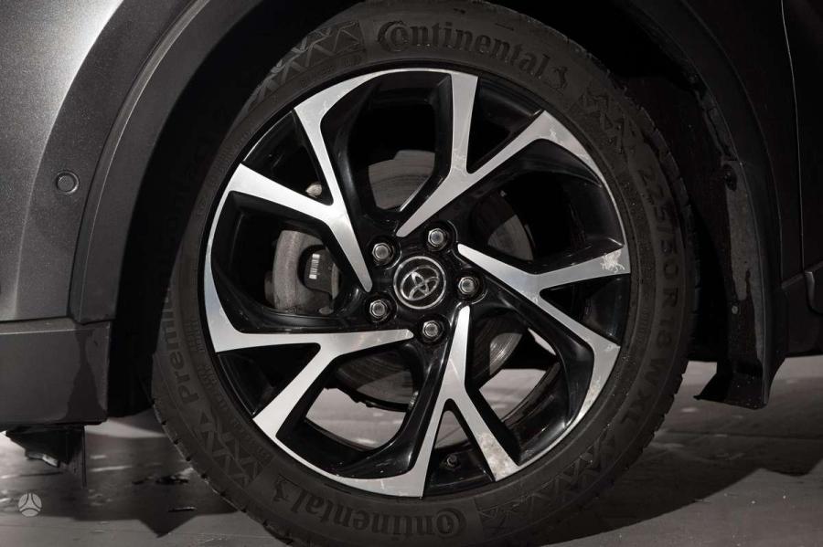 Toyota C-HR 2019 Kauņa, ar dzinēja tilpumu 1.80 L un nobraukumu 92 tūkst. km par 20771 €, foto 23 vietnē AUTOMOTO.COM.LV