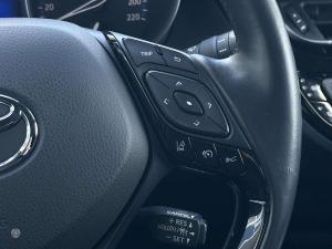 Toyota C-HR 2019 Kauņa, ar dzinēja tilpumu 1.80 L un nobraukumu 112 tūkst. km par 17999 €, foto 19 vietnē AUTOMOTO.COM.LV