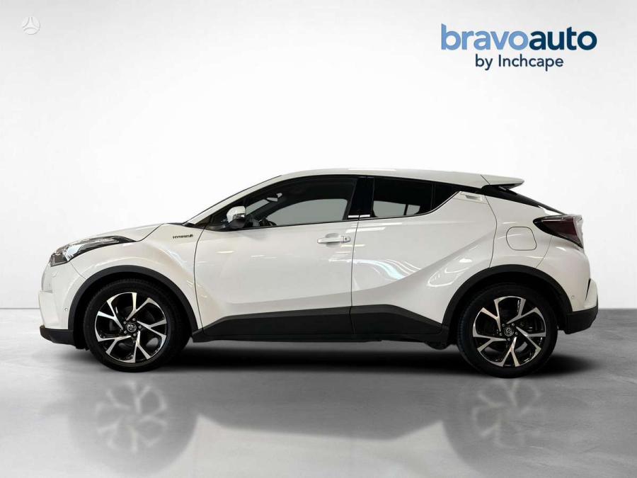 Тойота C-HR 2019 в Вильнюс, объемом двигателя 1.80 л и пробегом 96 тыс. км за 18500 €, фото 3 на AUTOMOTO.COM.LV