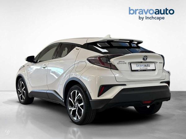 Toyota C-HR 2019 in Vilnius, with an engine capacity of 1.80 L and mileage of 96 thousand km for 18500 €, photo 4 on AUTOMOTO.COM.LV