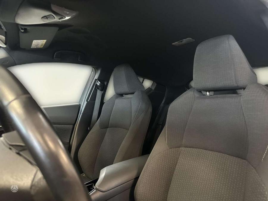 Тойота C-HR 2019 в Вильнюс, объемом двигателя 1.80 л и пробегом 96 тыс. км за 18500 €, фото 15 на AUTOMOTO.COM.LV