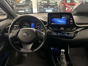 Тойота C-HR 2019 в Вильнюс, объемом двигателя 1.80 л и пробегом 96 тыс. км за 18500 €, фото 17 на AUTOMOTO.COM.LV