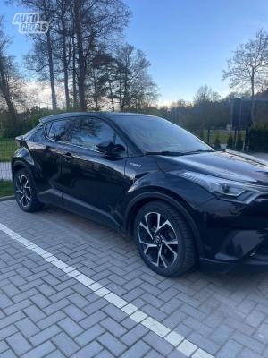 Toyota C-HR 2020 in Klaipeda, with an engine capacity of 1.80 L and mileage of 98 thousand km for 20100 €, photo 10 on AUTOMOTO.COM.LV