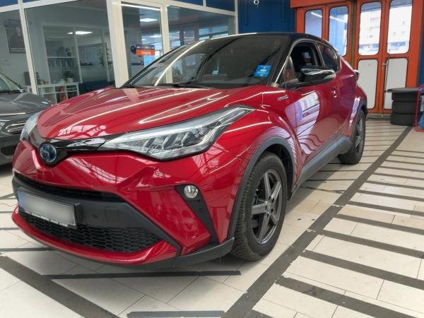 Toyota C-HR 2020 in Kaunas, with an engine capacity of 2.00 L and mileage of 41 thousand km for 22500 €, photo 1 on AUTOMOTO.COM.LV