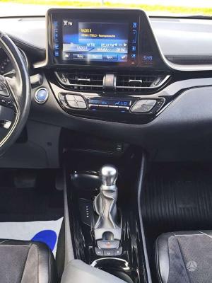 Toyota C-HR 2020 Šauļi, ar dzinēja tilpumu 1.80 L un nobraukumu 198 tūkst. km par 17800 €, foto 36 vietnē AUTOMOTO.COM.LV
