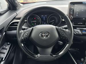 Toyota C-HR 2020 in Kaunas, with an engine capacity of 2.00 L and mileage of 108 thousand km for 23471 €, photo 16 on AUTOMOTO.COM.LV