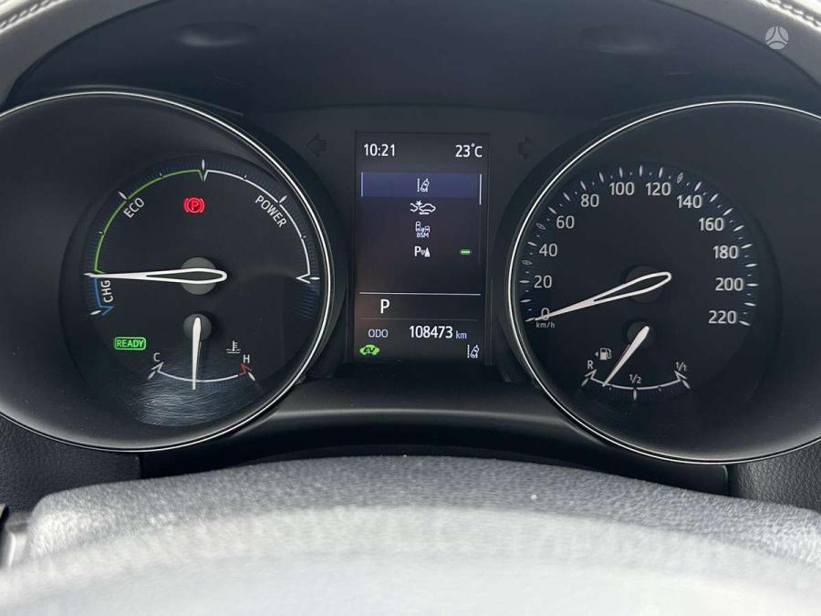 Toyota C-HR 2020 in Kaunas, with an engine capacity of 2.00 L and mileage of 108 thousand km for 23471 €, photo 18 on AUTOMOTO.COM.LV