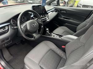 Toyota C-HR 2020 in Kaunas, with an engine capacity of 2.00 L and mileage of 127 thousand km for 22771 €, photo 10 on AUTOMOTO.COM.LV