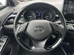 Toyota C-HR 2020 in Kaunas, with an engine capacity of 2.00 L and mileage of 127 thousand km for 22771 €, photo 14 on AUTOMOTO.COM.LV