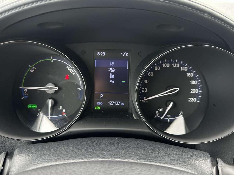 Toyota C-HR 2020 in Kaunas, with an engine capacity of 2.00 L and mileage of 127 thousand km for 22771 €, photo 16 on AUTOMOTO.COM.LV