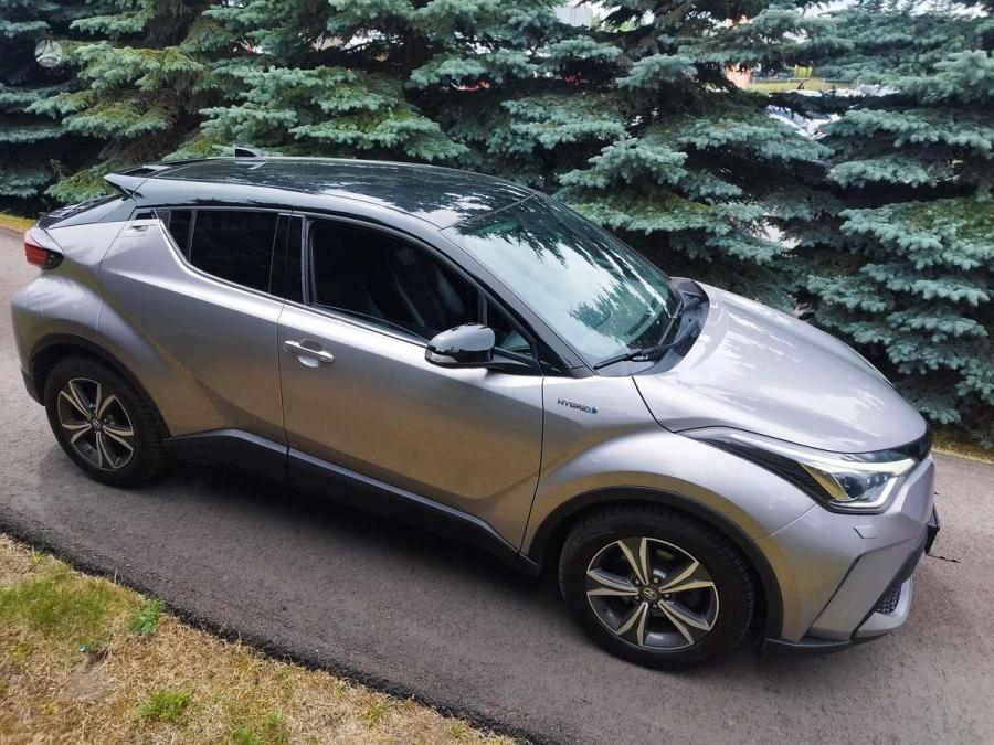 Toyota C-HR 2020 Utena, ar dzinēja tilpumu 1.99 L un nobraukumu 118 tūkst. km par 19600 €, foto 1 vietnē AUTOMOTO.COM.LV