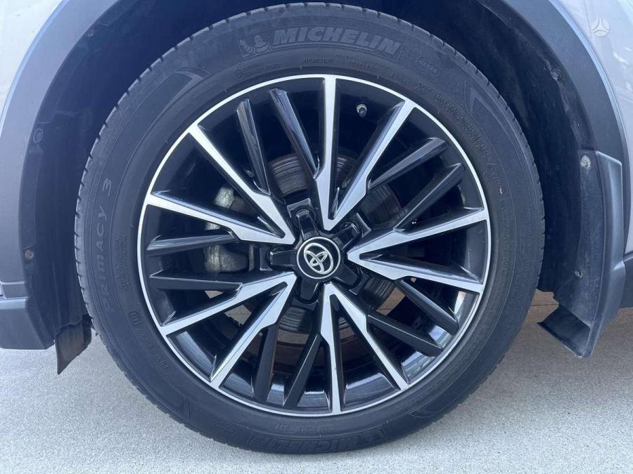 Toyota C-HR 2020 Klaipėda, ar dzinēja tilpumu 1.80 L un nobraukumu 65 tūkst. km par 22900 €, foto 10 vietnē AUTOMOTO.COM.LV