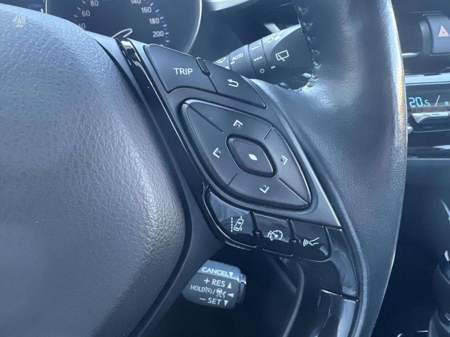 Toyota C-HR 2020 Klaipėda, ar dzinēja tilpumu 1.80 L un nobraukumu 65 tūkst. km par 22900 €, foto 17 vietnē AUTOMOTO.COM.LV