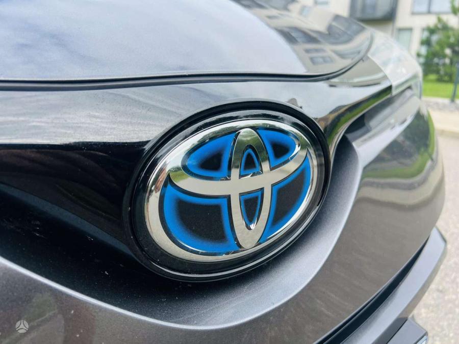 Тойота C-HR 2020 в Каунас, объемом двигателя 1.80 л и пробегом 161 тыс. км за 16700 €, фото 18 на AUTOMOTO.COM.LV