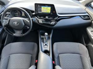 Тойота C-HR 2020 в Вильнюс, объемом двигателя 1.80 л и пробегом 155 тыс. км за 18750 €, фото 4 на AUTOMOTO.COM.LV