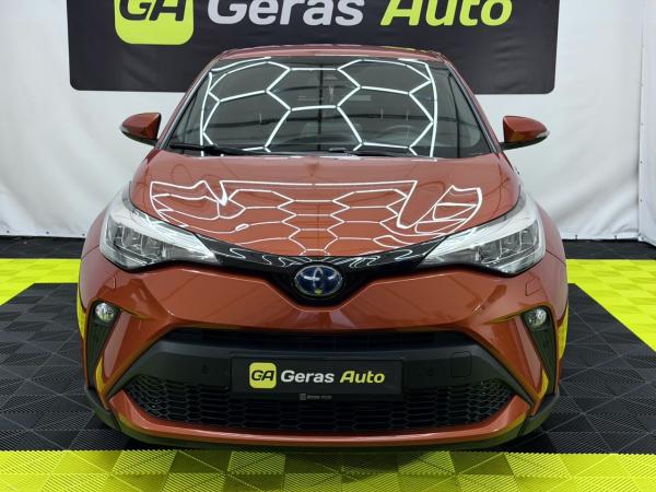 Toyota C-HR 2021 in Vilnius, with an engine capacity of 0.00 L and mileage of 0 thousand km for 23490 €, photo 2 on AUTOMOTO.COM.LV