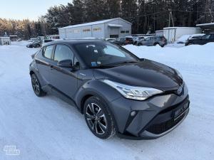 Toyota C-HR 2021 Viļņa, ar dzinēja tilpumu 1.80 L un nobraukumu 99 tūkst. km par 19900 €, foto 3 vietnē AUTOMOTO.COM.LV