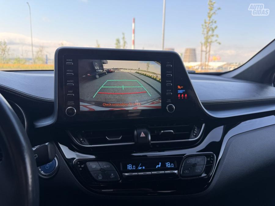 Toyota C-HR 2021 in Vilnius, with an engine capacity of 1.80 L and mileage of 158 thousand km for 19250 €, photo 33 on AUTOMOTO.COM.LV