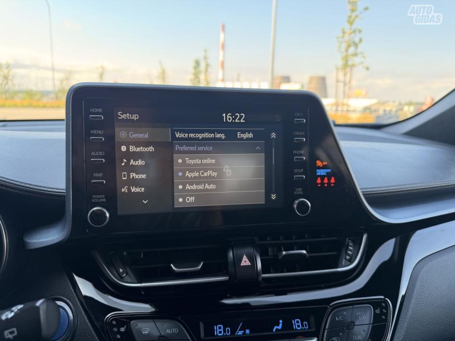 Toyota C-HR 2021 in Vilnius, with an engine capacity of 1.80 L and mileage of 158 thousand km for 19250 €, photo 34 on AUTOMOTO.COM.LV