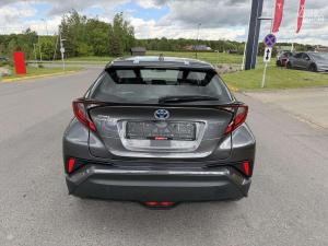Тойота C-HR 2021 в Вильнюс, объемом двигателя 1.80 л и пробегом 176 тыс. км за 18350 €, фото 12 на AUTOMOTO.COM.LV