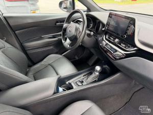 Тойота C-HR 2021 в Вильнюс, объемом двигателя 1.80 л и пробегом 176 тыс. км за 18350 €, фото 22 на AUTOMOTO.COM.LV