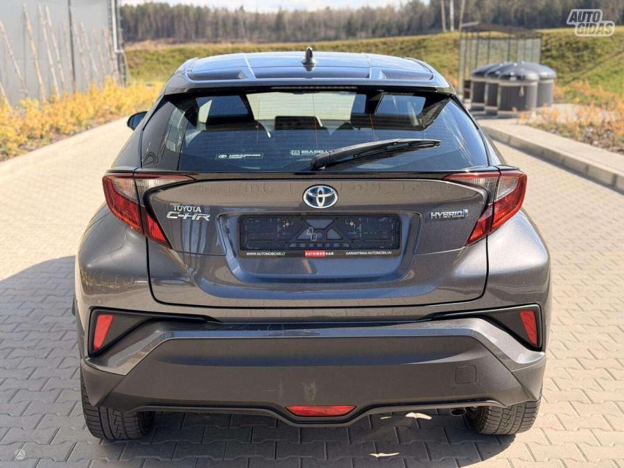 Тойота C-HR 2021 в Вильнюс, объемом двигателя 1.80 л и пробегом 124 тыс. км за 18350 €, фото 7 на AUTOMOTO.COM.LV