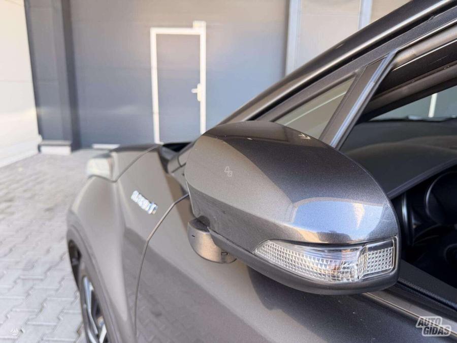 Тойота C-HR 2021 в Вильнюс, объемом двигателя 1.80 л и пробегом 124 тыс. км за 18350 €, фото 32 на AUTOMOTO.COM.LV