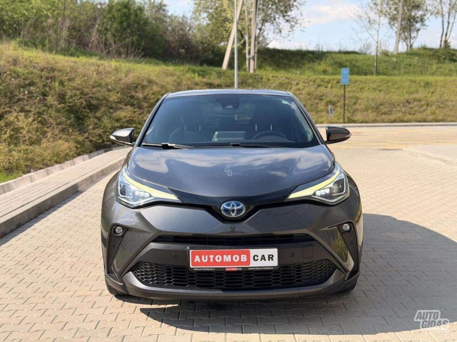 Toyota C-HR 2021 Viļņa, ar dzinēja tilpumu 1.80 L un nobraukumu 158 tūkst. km par 19250 €, foto 3 vietnē AUTOMOTO.COM.LV