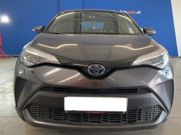 Toyota C-HR 2021 in Kaunas, with an engine capacity of 1.80 L and mileage of 59 thousand km for 20800 €, photo 2 on AUTOMOTO.COM.LV