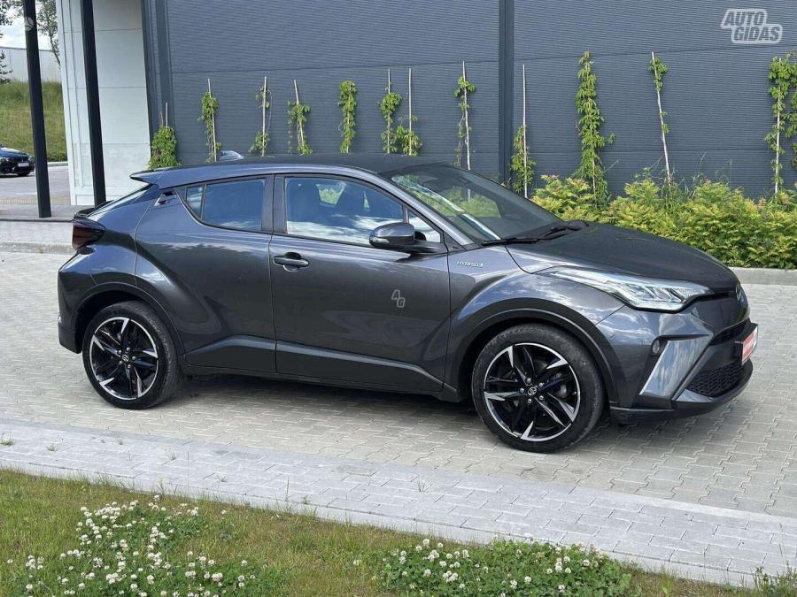 Toyota C-HR 2021 Viļņa, ar dzinēja tilpumu 1.80 L un nobraukumu 79 tūkst. km par 21500 €, foto 6 vietnē AUTOMOTO.COM.LV