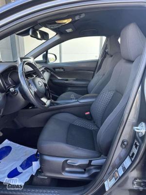 Toyota C-HR 2021 Viļņa, ar dzinēja tilpumu 1.80 L un nobraukumu 79 tūkst. km par 21500 €, foto 15 vietnē AUTOMOTO.COM.LV