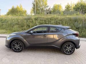 Toyota C-HR 2021 in Vilnius, with an engine capacity of 1.80 L and mileage of 79 thousand km for 20950 €, photo 9 on AUTOMOTO.COM.LV