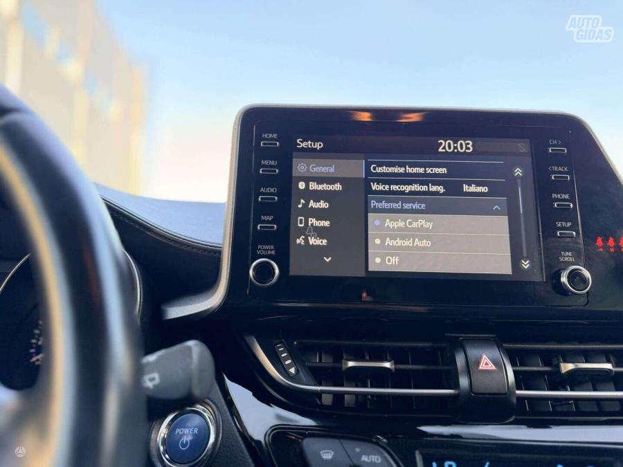 Toyota C-HR 2021 in Vilnius, with an engine capacity of 1.80 L and mileage of 79 thousand km for 20950 €, photo 26 on AUTOMOTO.COM.LV