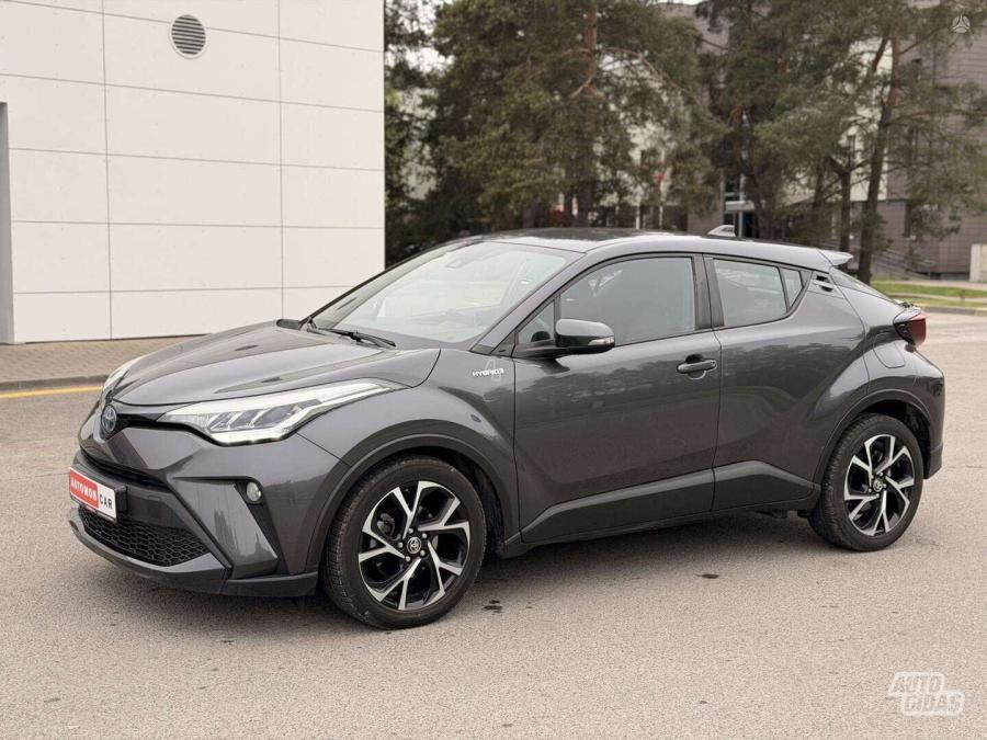 Тойота C-HR 2021 в Вильнюс, объемом двигателя 1.80 л и пробегом 124 тыс. км за 17700 €, фото 4 на AUTOMOTO.COM.LV