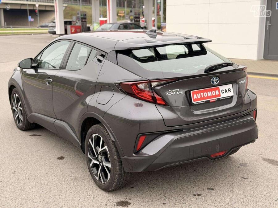 Тойота C-HR 2021 в Вильнюс, объемом двигателя 1.80 л и пробегом 124 тыс. км за 17700 €, фото 8 на AUTOMOTO.COM.LV