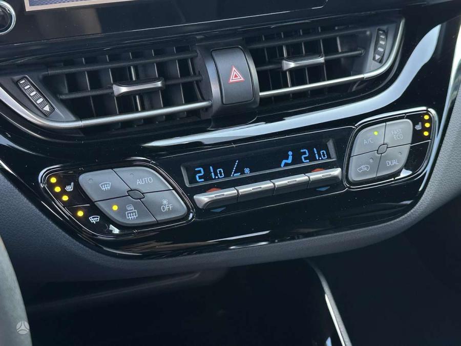 Тойота C-HR 2021 в Каунас, объемом двигателя 1.80 л и пробегом 58 тыс. км за 22471 €, фото 26 на AUTOMOTO.COM.LV